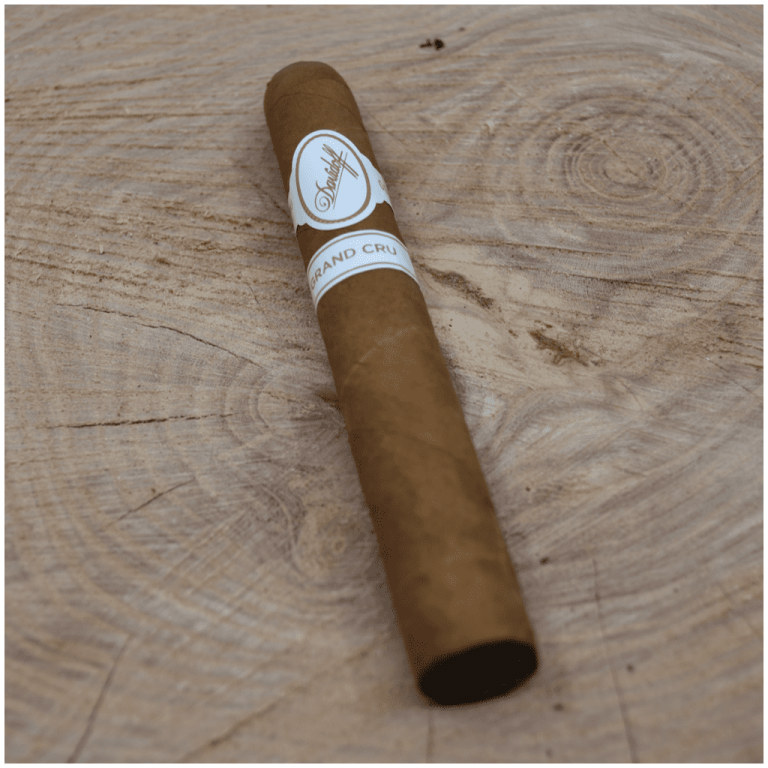 Davidoff Grand Cru no.2 - Village Cigar Company & Barbershop